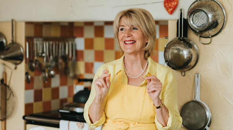 BBC One - Morning Live - Nancy's Green Cleaning Tips