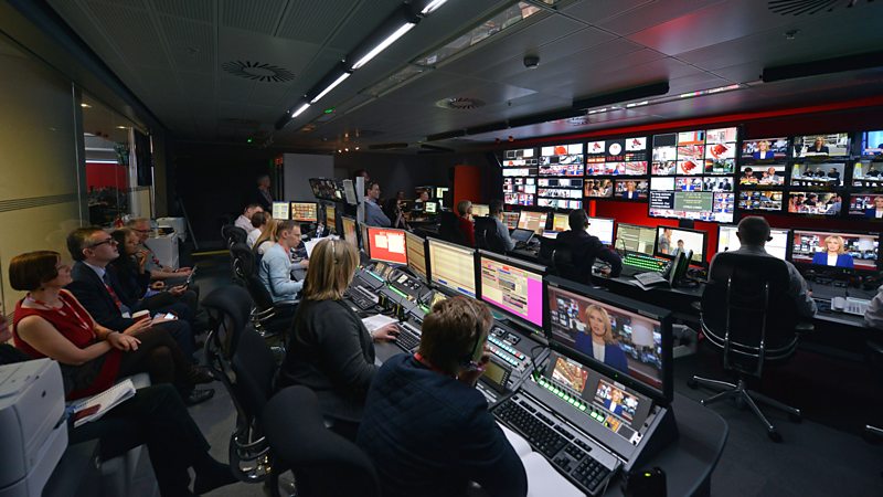 Roles within broadcast journalism - Professional roles within ...