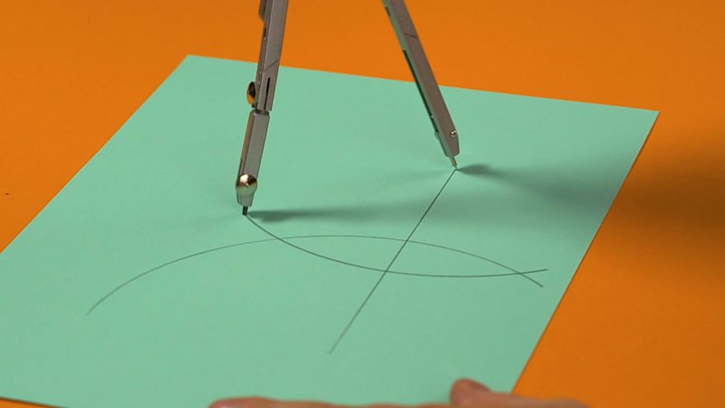 How to bisect lines and angles - BBC Bitesize
