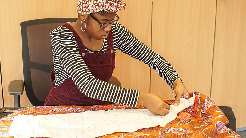 The history of drag and historical drag queens - BBC Bitesize