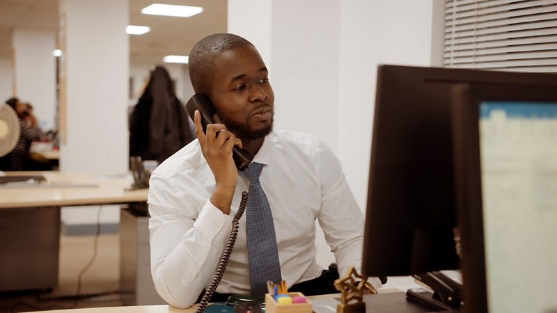 Secretary jobs: What qualifications do I need? - BBC Bitesize