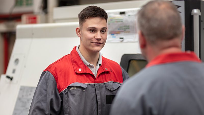 Engineering - Functional Skills English (Levels 1 and 2) - BBC Bitesize