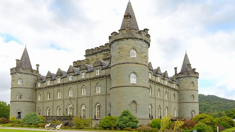 What was life like in a clan castle? - BBC Bitesize