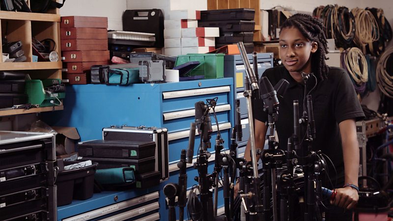 How to become a lighting technician: Peter's story - BBC Bitesize