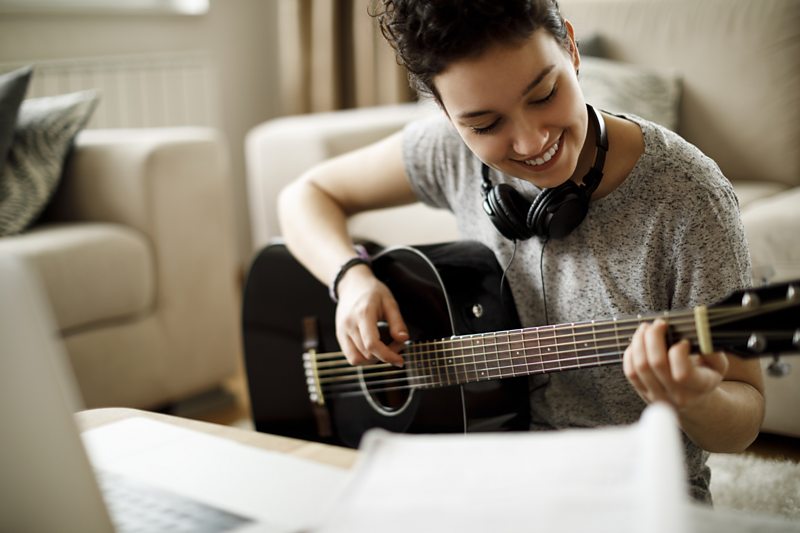 Music - Pastimes - GCSE Irish – Learners (CCEA) Revision - BBC Bitesize