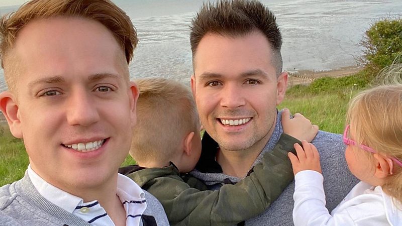 Attachment and adoption: How to bond with an adopted child - BBC Tiny ...