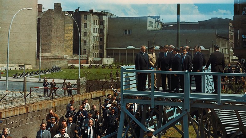 The creation of the Berlin Wall - Cold War rivalry - Eduqas - GCSE ...