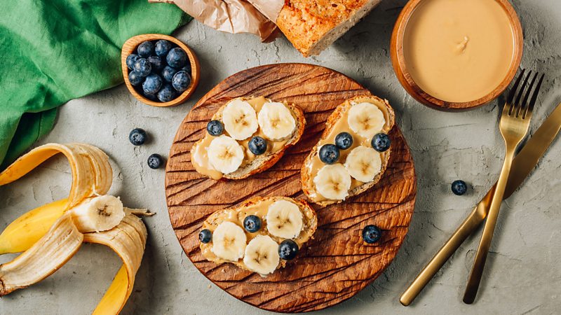 What are your food cravings trying to tell you? - BBC Food