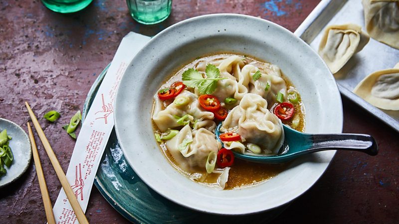 Auspicious foods to eat on Lunar New Year - BBC Food