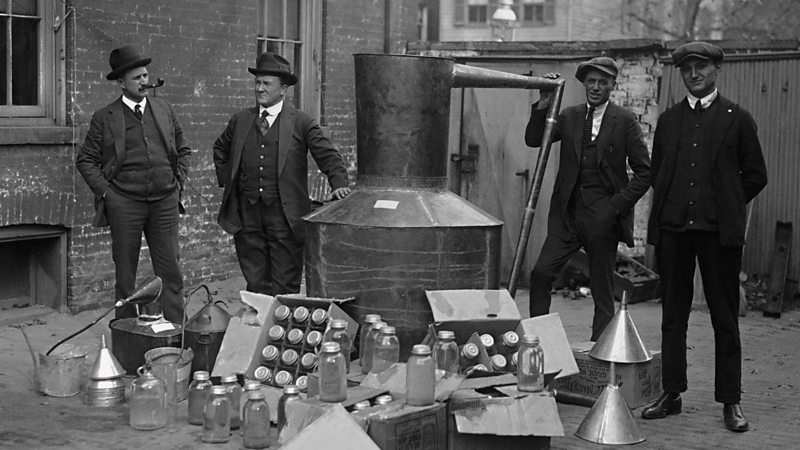 The USA: A nation of contrasts, 1910-1929 - GCSE History - BBC Bitesize