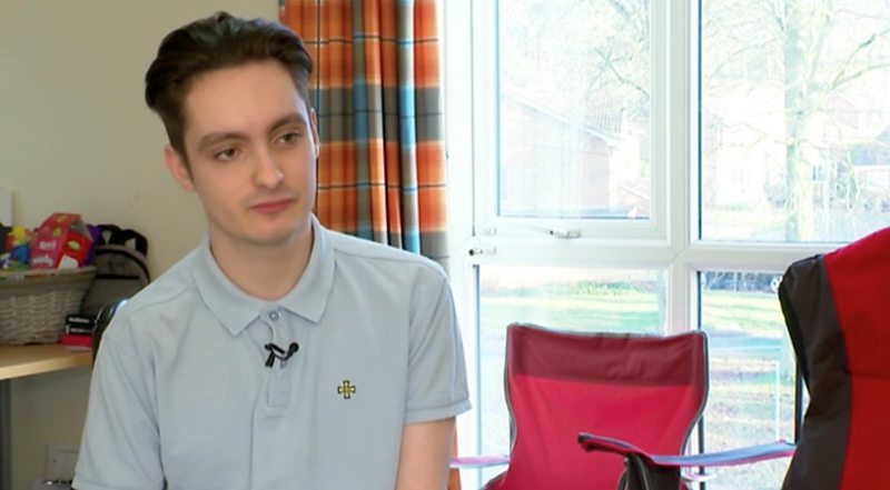 Wolverhampton teen embracing life after leg amputation - BBC News