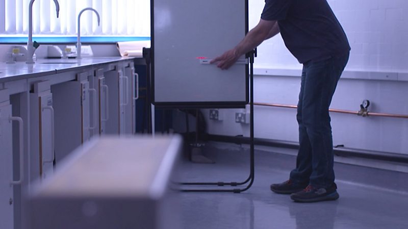 Higher Physics questions - Interference Higher physics revision - BBC ...