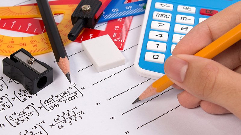 National 5 Maths questions - Solving a quadratic equation - maths quiz ...