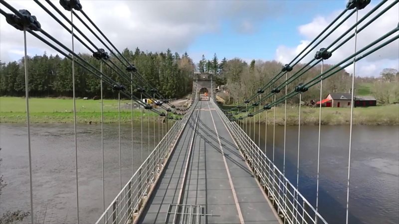 Union Chain Bridge linking Scotland and England reopens - BBC News