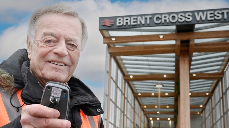 Brent Cross: London's first mainline rail station in a decade opens ...