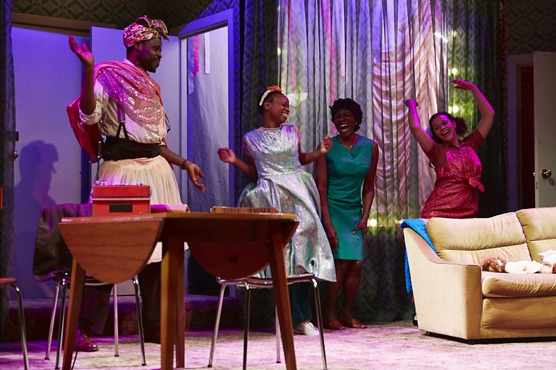 Plot in 'Princess & The Hustler' by Chinonyerem Odimba - BBC Bitesize