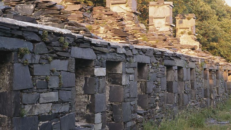 Six hidden ruins that can be found across the UK - BBC Bitesize
