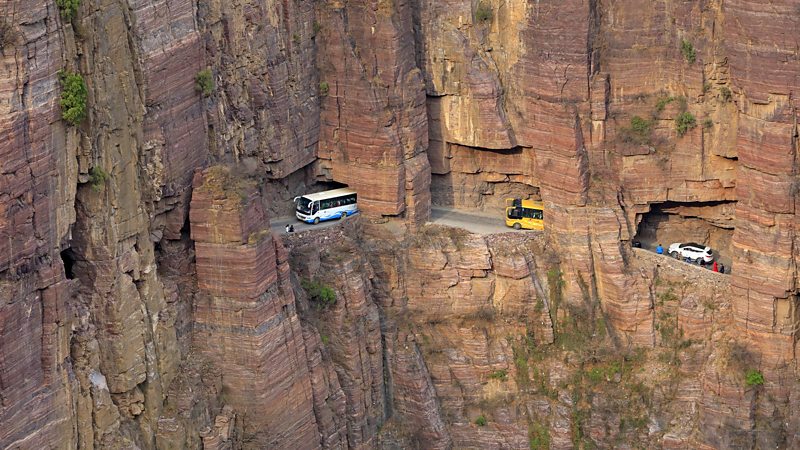 Six of the world’s most unusual roads - BBC Bitesize