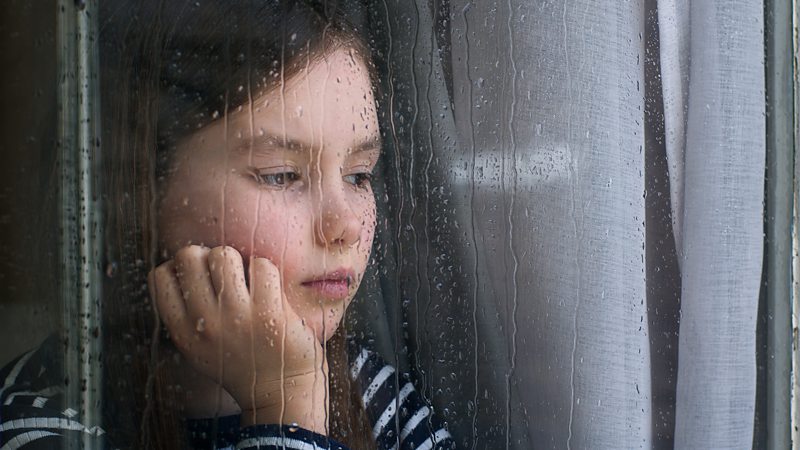 Indoor arts and crafts activities to try with your child on cold and ...