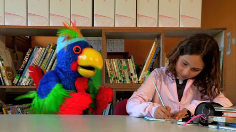 BBC Two - Adventures Abroad, Daily school routines in French