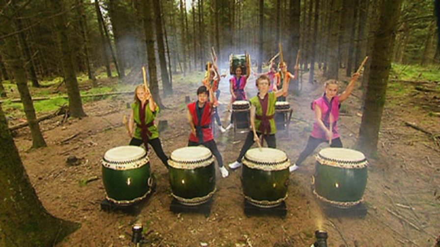 BBC Two - Bitesize Primary, Music, Stomp – rhythm and dance