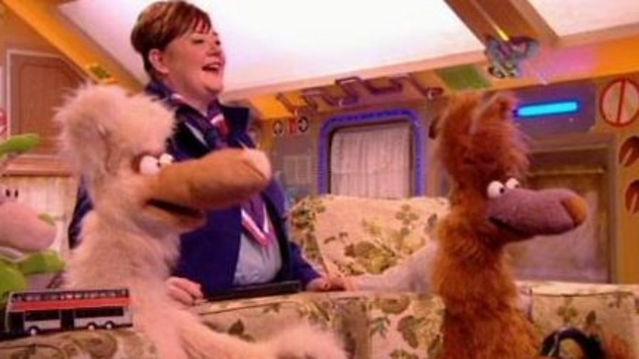 CBeebies - Nuzzle and Scratch, On the Buses Safety Hoovie