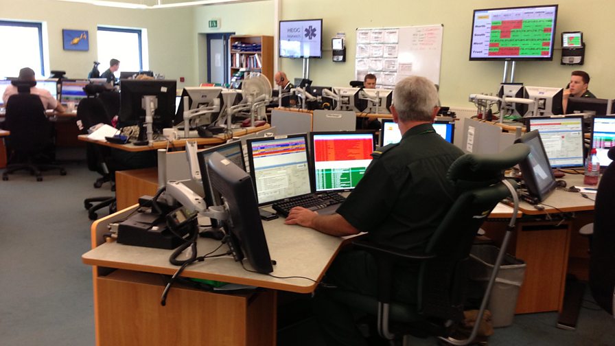 BBC Radio Norfolk - Chris Goreham, 999 ambulance call centre: Behind ...