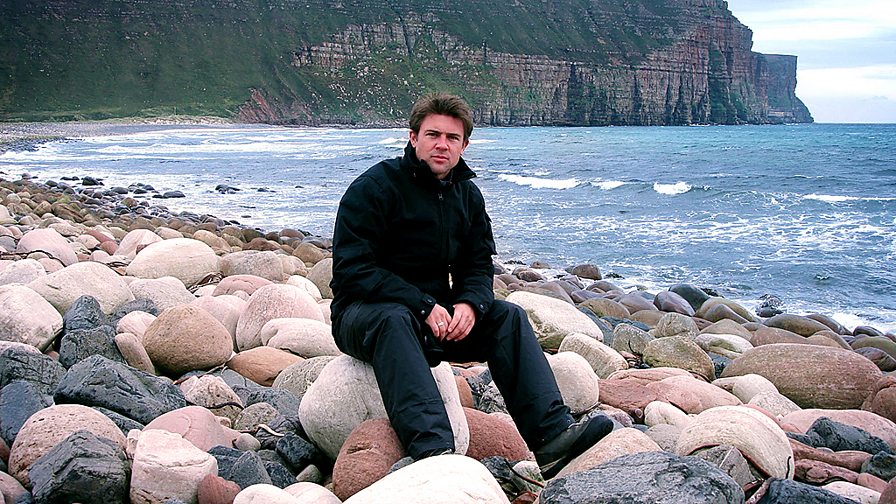 BBC Four - A Poet's Guide to Britain - Episode guide