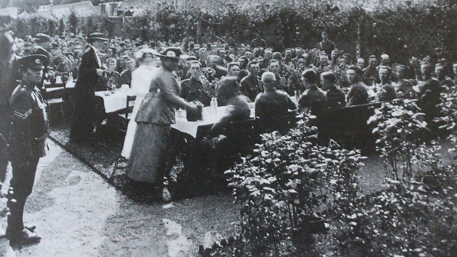 BBC - World War One At Home, Fowey, Cornwall: The Poet Who Raised a ...
