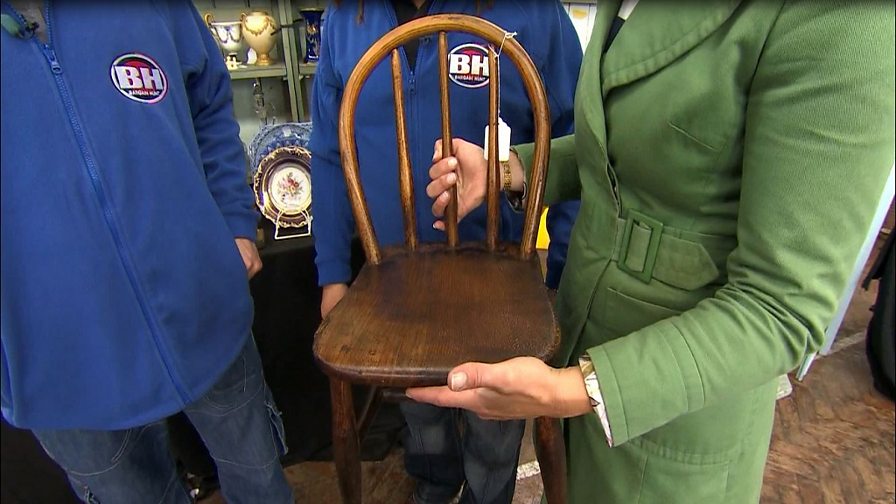 BBC One - Bargain Hunt, Series 39, Oswestry 24, Kate Bliss finds a hand ...