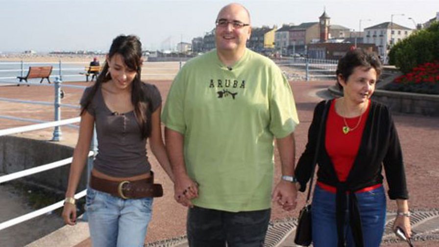 BBC Three - Born Survivors, Series 1, Kizzy: Mum at 14, Kizzy: Mum at 14