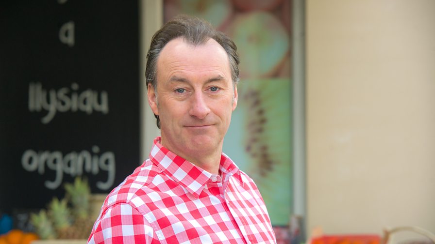 S4C - Pobol y Cwm - Hywel Llywelyn