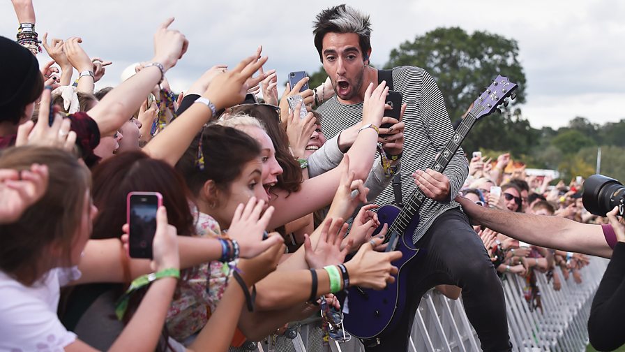 BBC Radio 1 - Radio 1 at Reading and Leeds Festival, 2015 - 8 bands ...