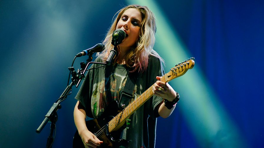 BBC Music - BBC Music - Why Wolf Alice are on the brink of a major ...