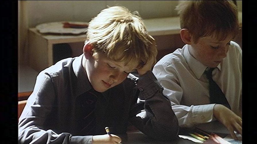 BBC - Your Memories, Two Way Family Favourites Theme Tune