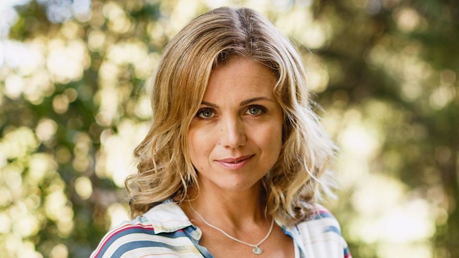 BBC One - 800 Words - Cast and Characters