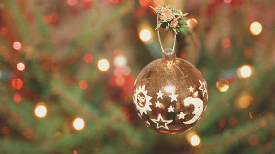 BBC - 12 top tips for the perfect Christmas
