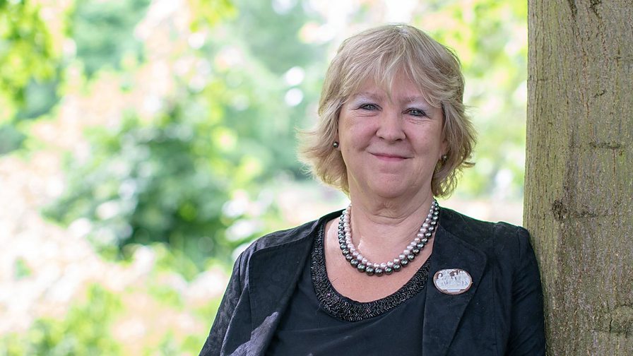 BBC One - Antiques Roadshow - Margie Cooper