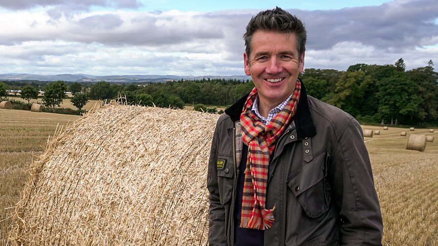 BBC Scotland - Landward, 2019/2020, Episode 14, Alpaca shearing