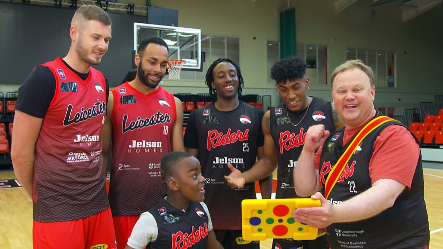 CBeebies - Schedules, Monday 26 October 2020