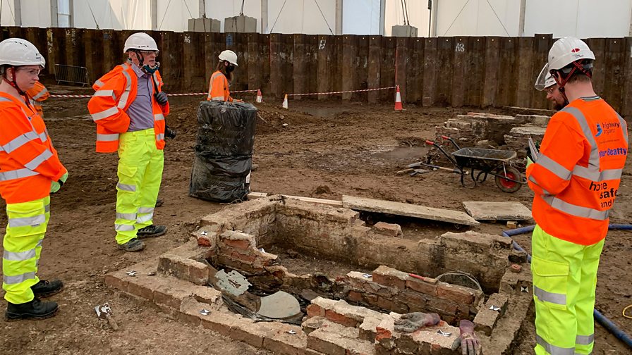 BBC Two - Digging for Britain
