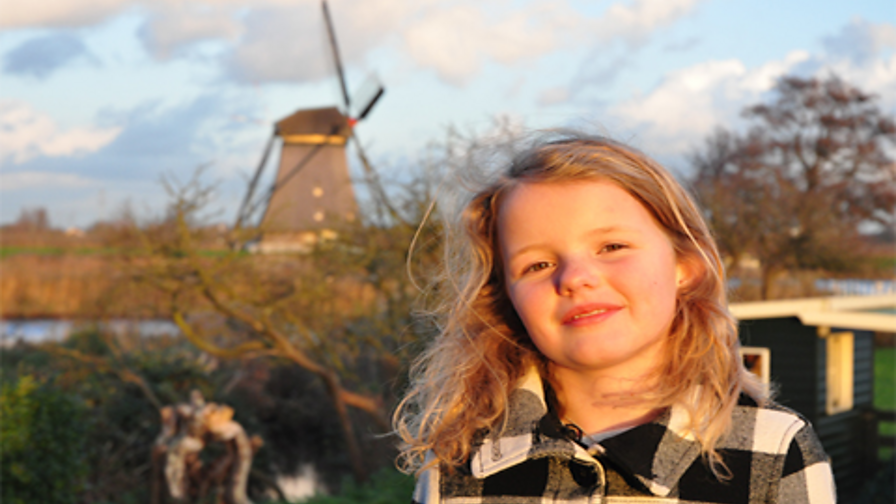 BBC Two - In My Shoes, Original, China, A child-led tour of Chan'gou in ...