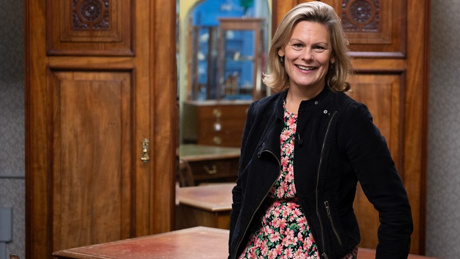 BBC One - Bargain Hunt - Tim Weeks