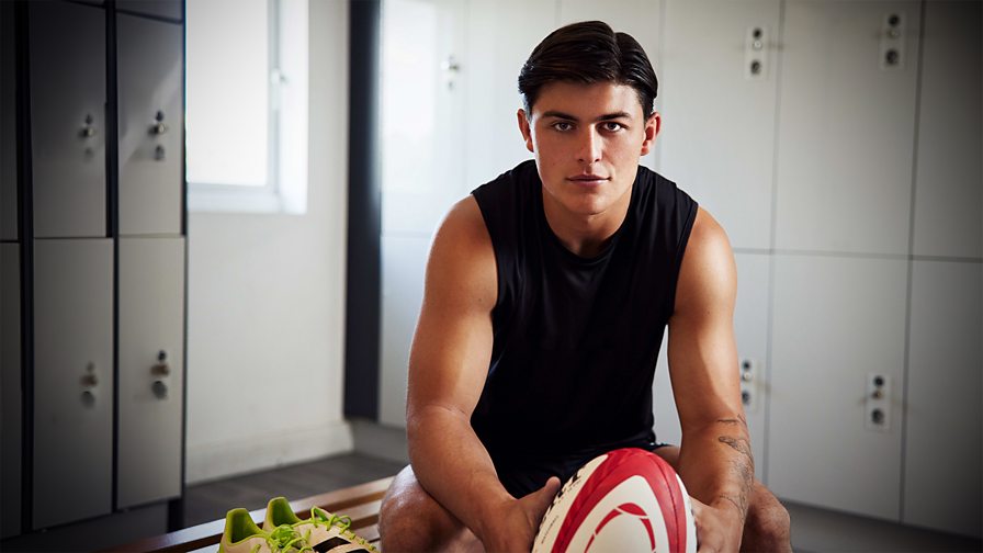 BBC One - Being Louis Rees-Zammit, Louis Rees-Zammit's Family Life