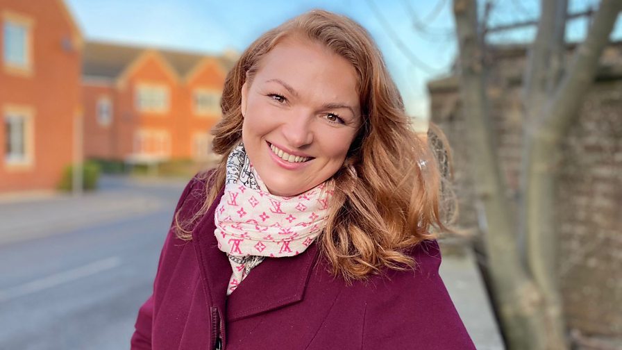 BBC One - Bargain Hunt - Kate Bliss