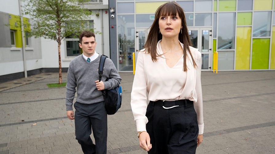 BBC One - Kin, Series 2 - Episode guide