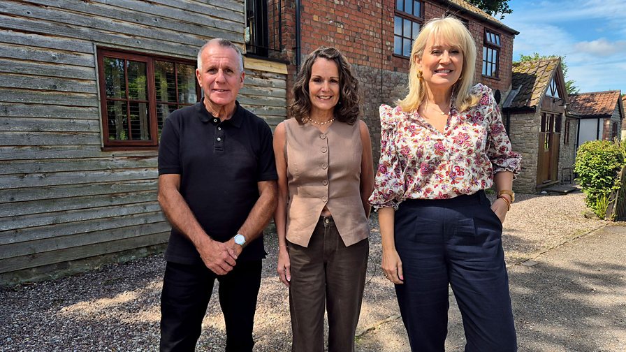 BBC One - Escape to the Country - Available now