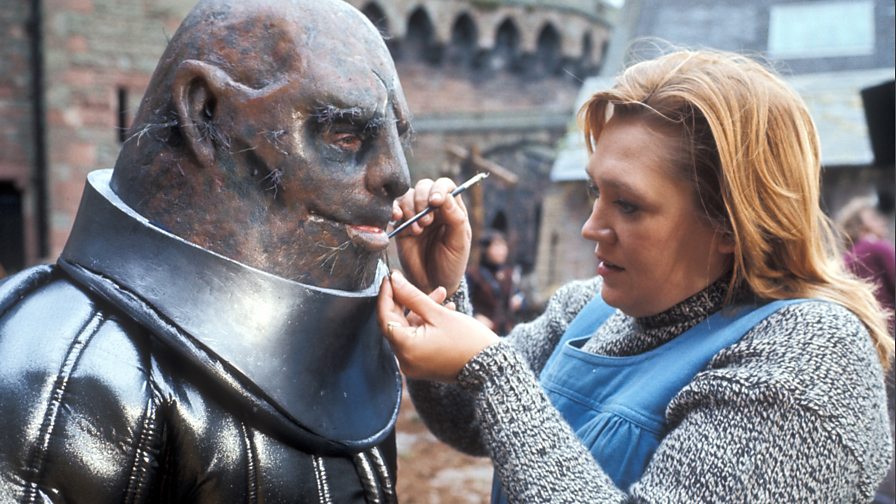 BBC One - Doctor Who (2005–2022), Series 6 - Sontarans