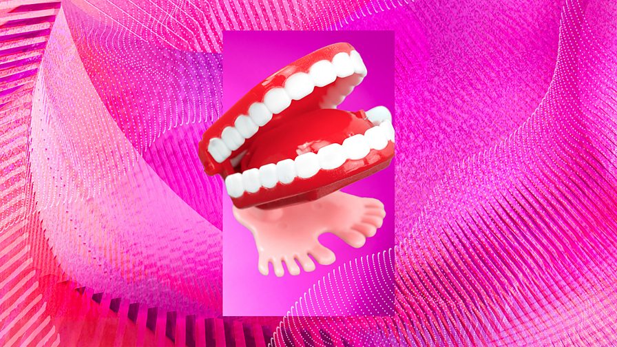 BBC Radio 4 - Call Jonathan Pie, Series 2, 5. Strictly Moscow