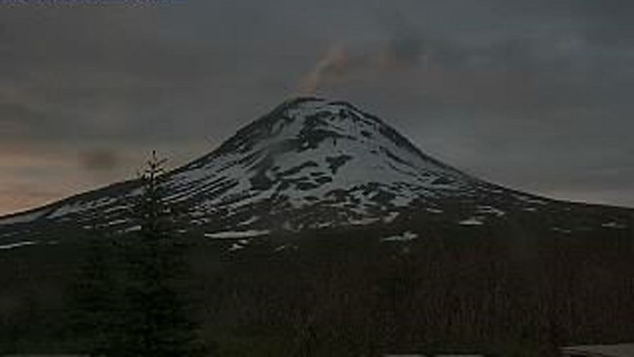 BBC Two - Volcano Live - Live volcano webcams